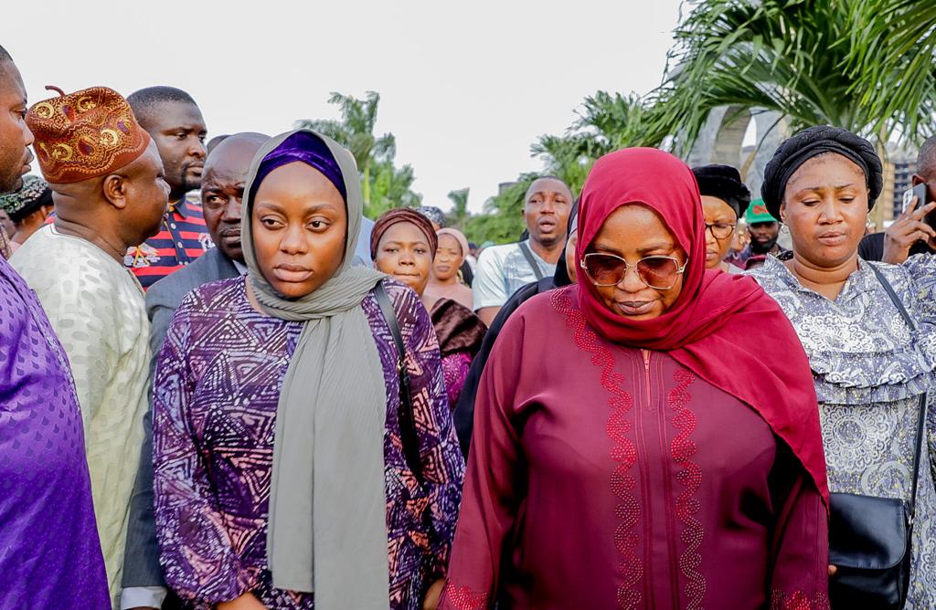 Just In: Tears as Lagos lawmaker, Abdul-Sobur Olawale is buried ...