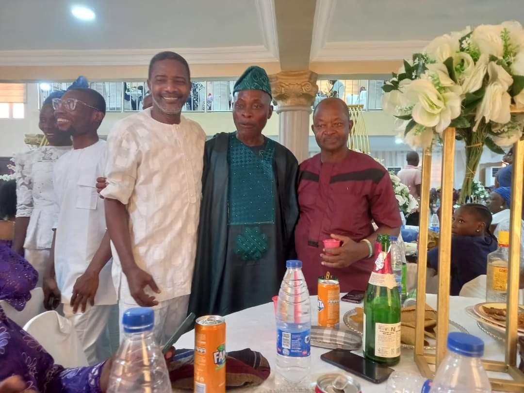 PHOTOS: Former Merchant Navy President, Engr. Alalade Matthew gives out ...